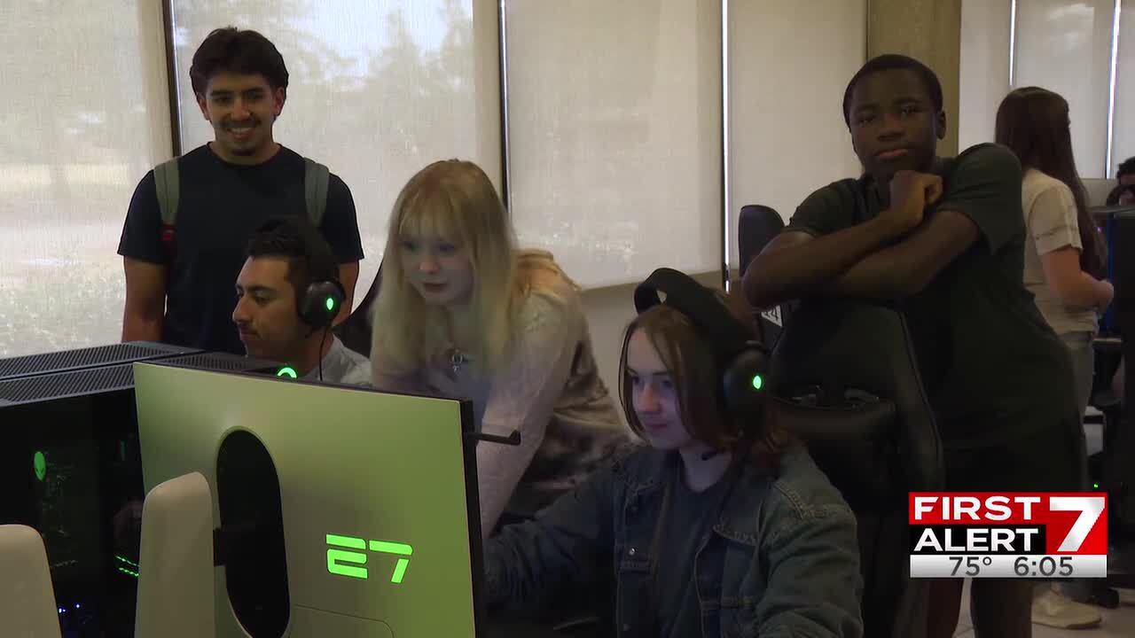 Midland College unveils new Esports Arena, students call it a “game ...