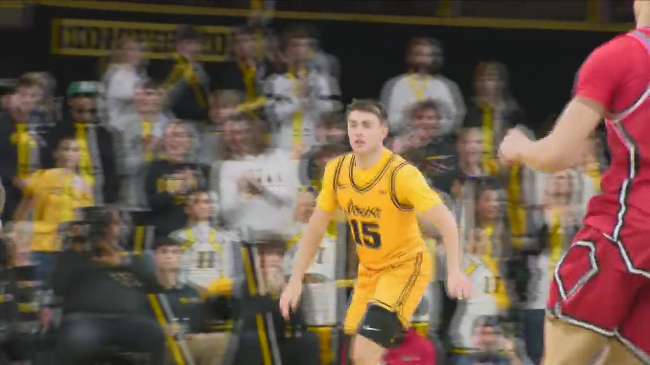 Iowa Men's Basketball goes to 4-0 with a 99-70 win