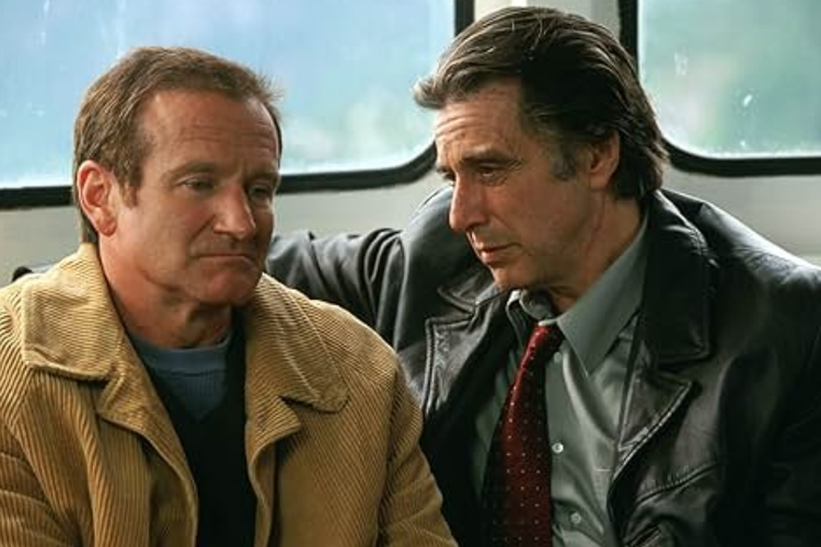 Sinopsis Film Insomnia (2002), Detektif yang Terperangkap Antara ...