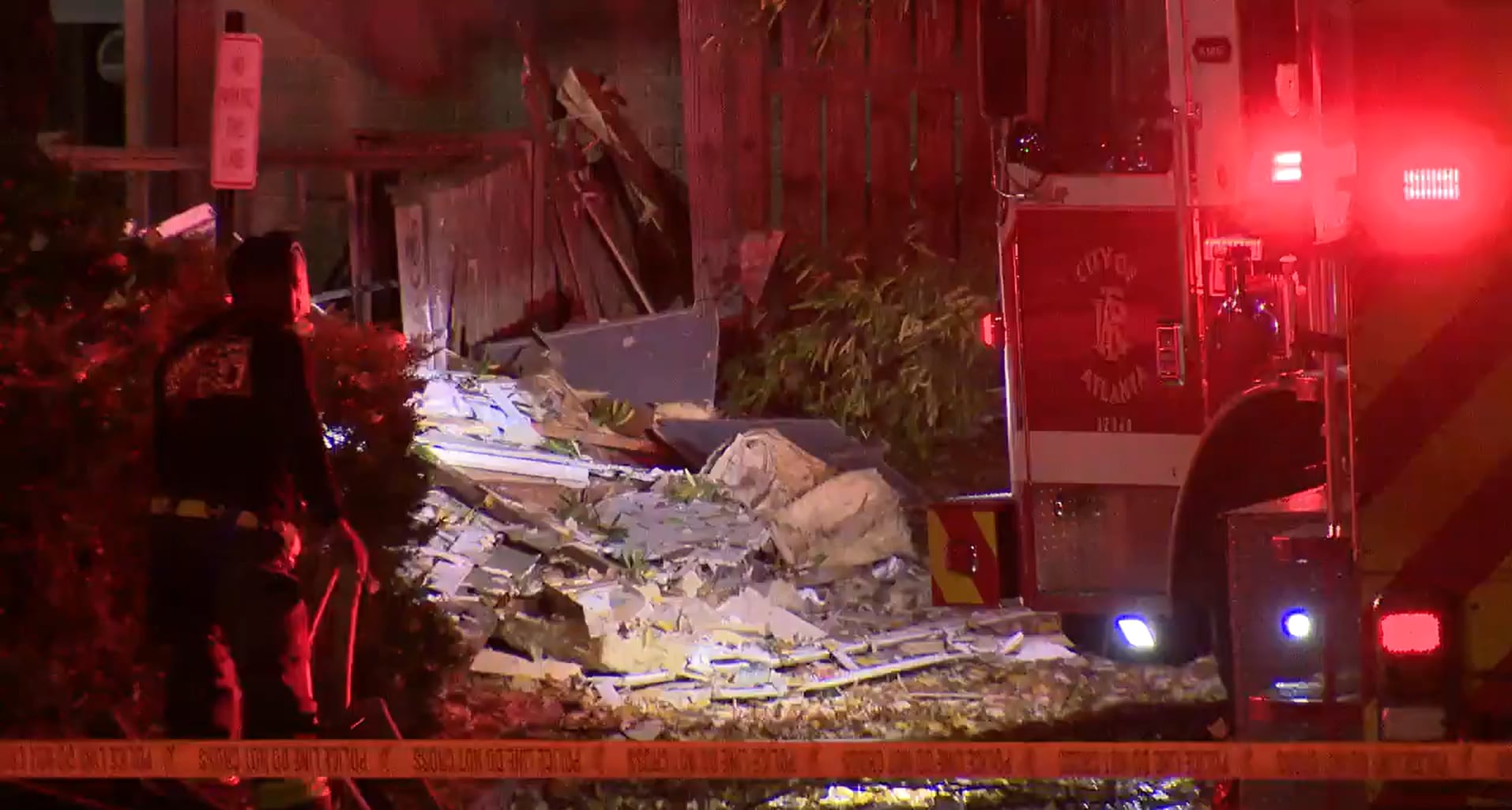 Atlanta fire responds to explosion near Mercedes-Benz Stadium, 1 injured