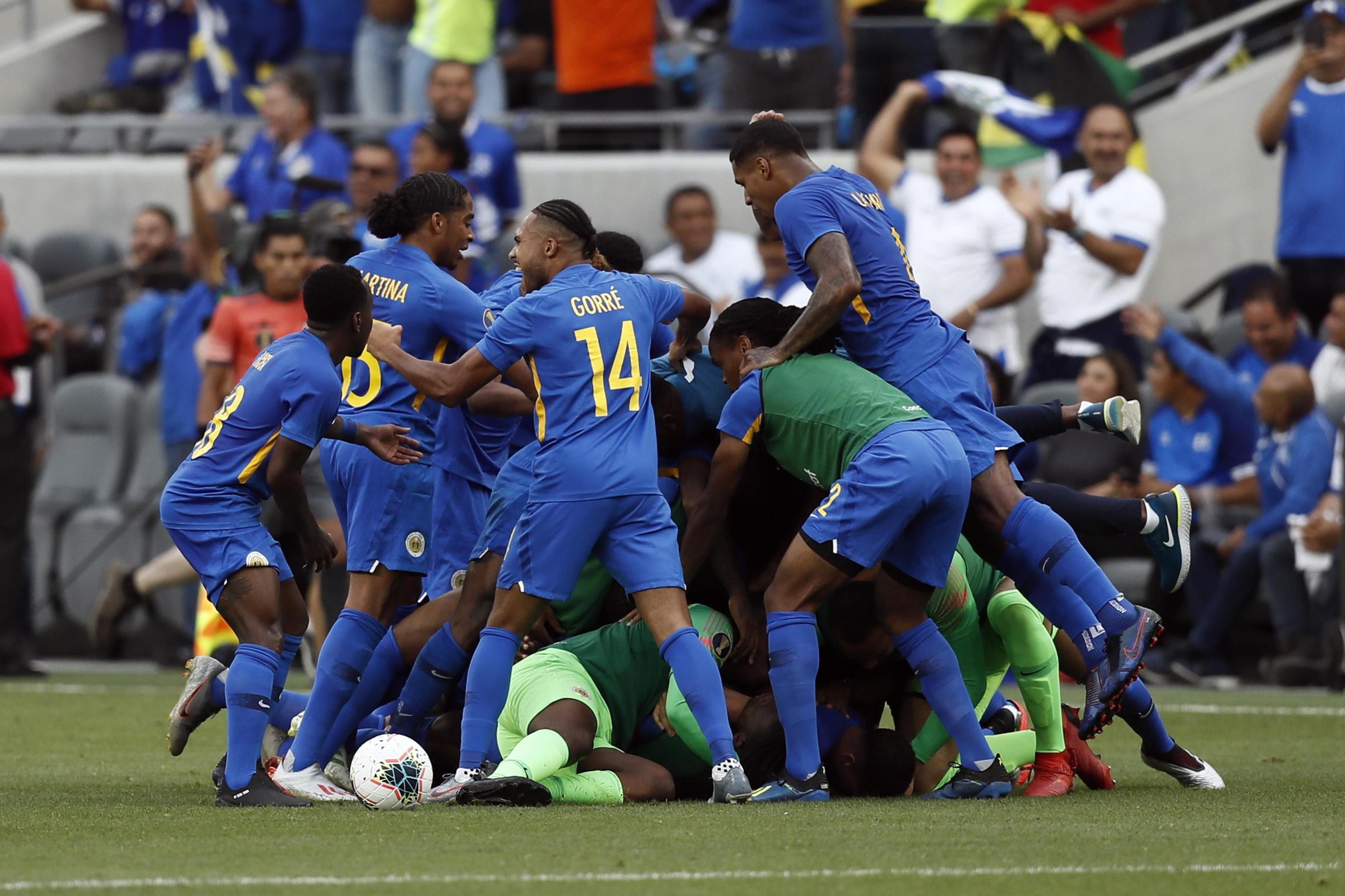 Calcio, piccola isola di Curacao si qualifica ai Mondiali