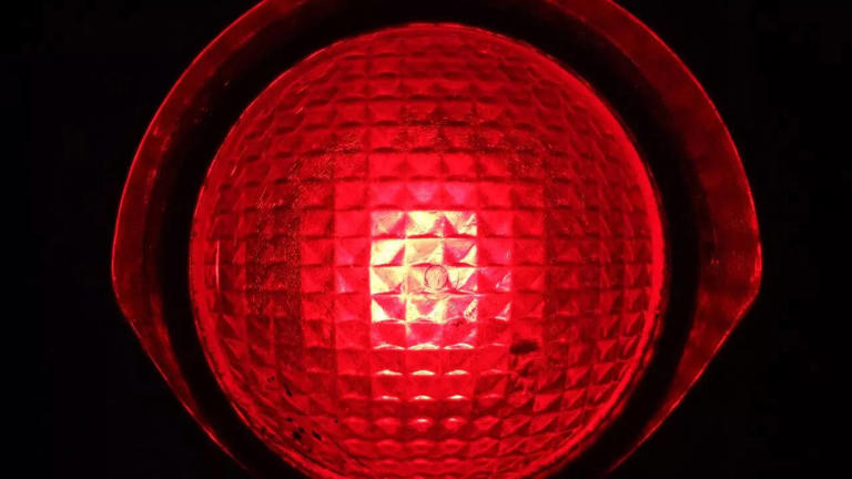 Stuck at a red light? Here’s how to make the signal detect your vehicle
