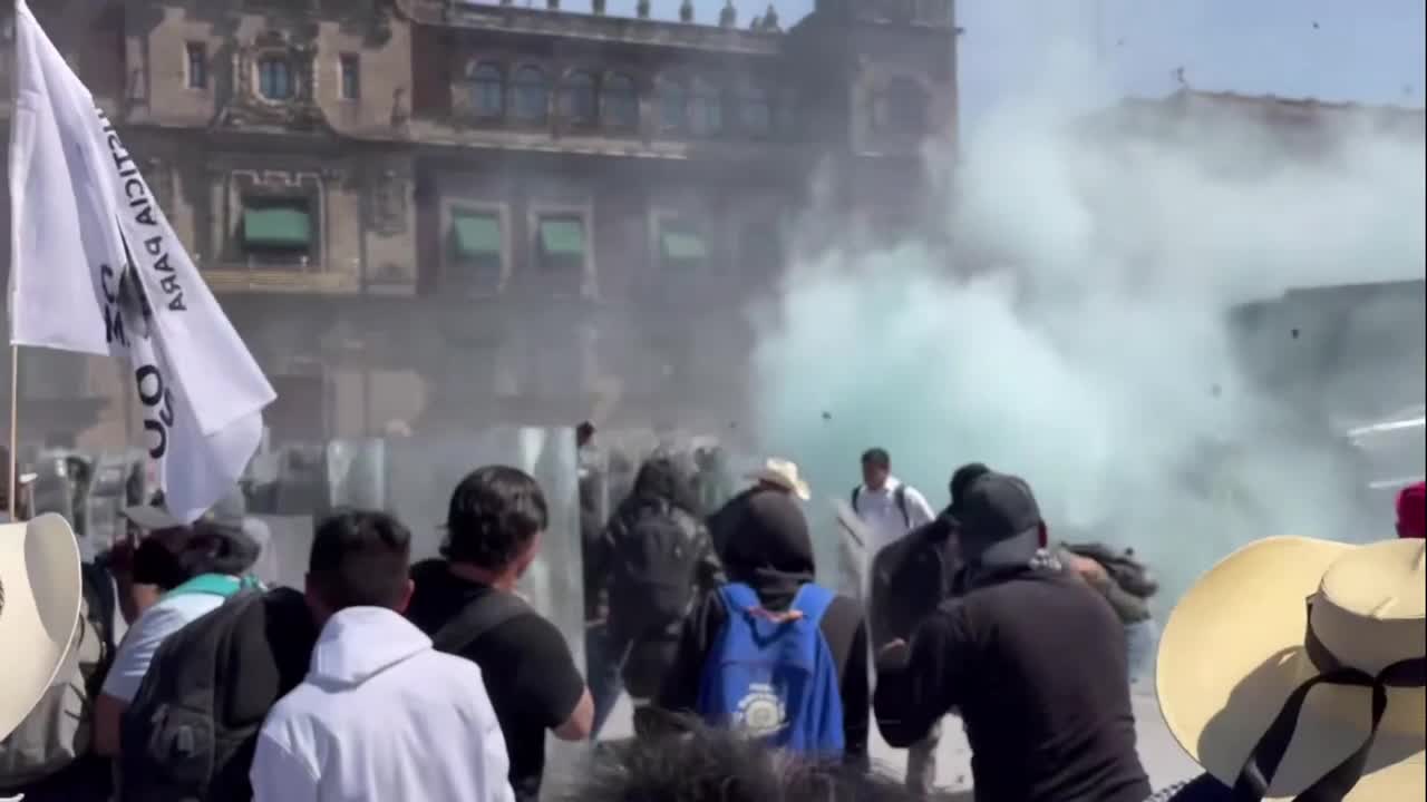 Clashes erupt during anti-government protests in Mexico City