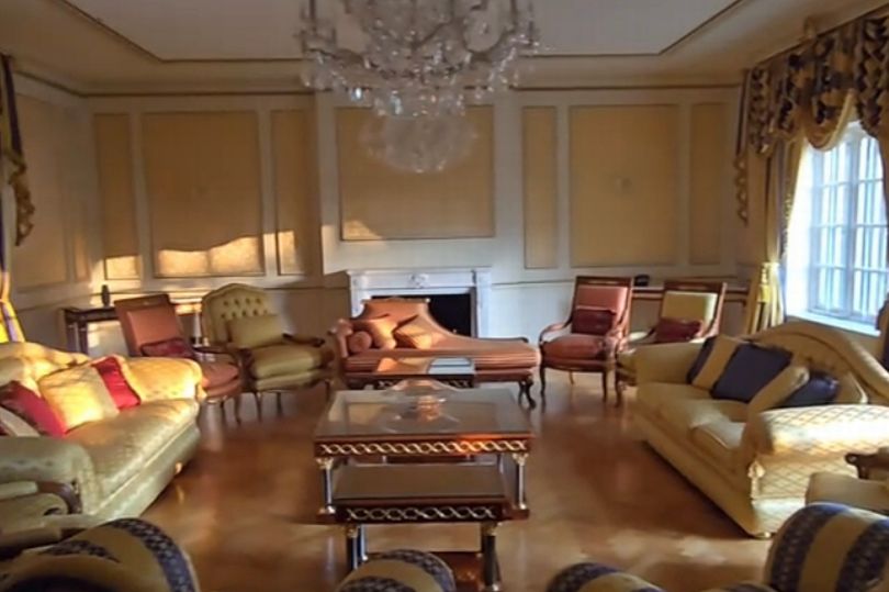 Man breaks into abandoned Saudi prince's mansion in the UK and makes ...