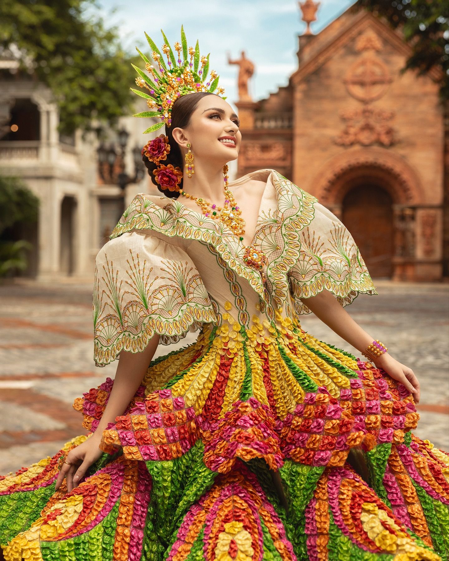 The Inspiration Behind Ahtisa Manalo's National Costume For Miss ...