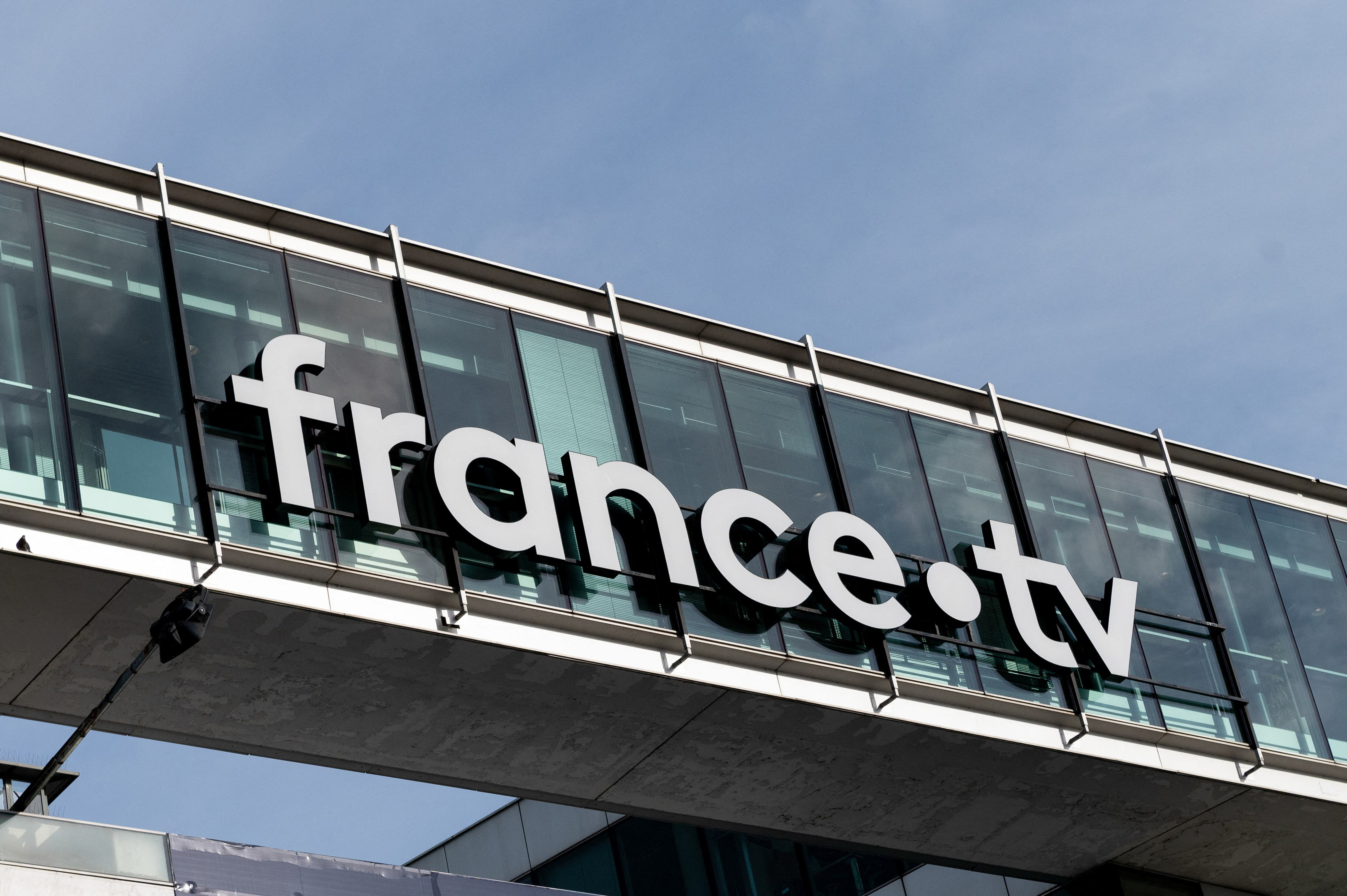 Radio France et France TV portent plainte contre les médias de Bolloré ...
