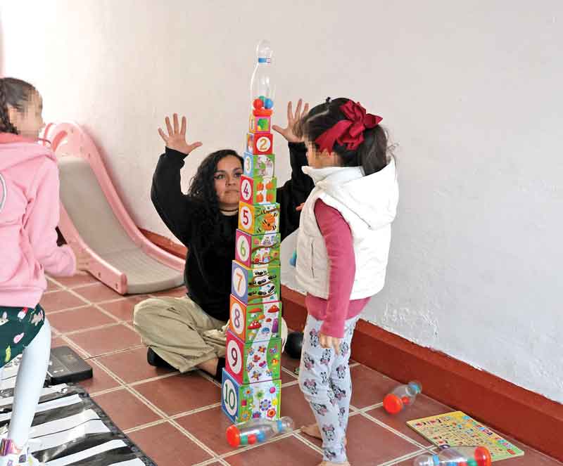 Actores de ‘El Rey León’ conviven con niños con autismo previo a ...