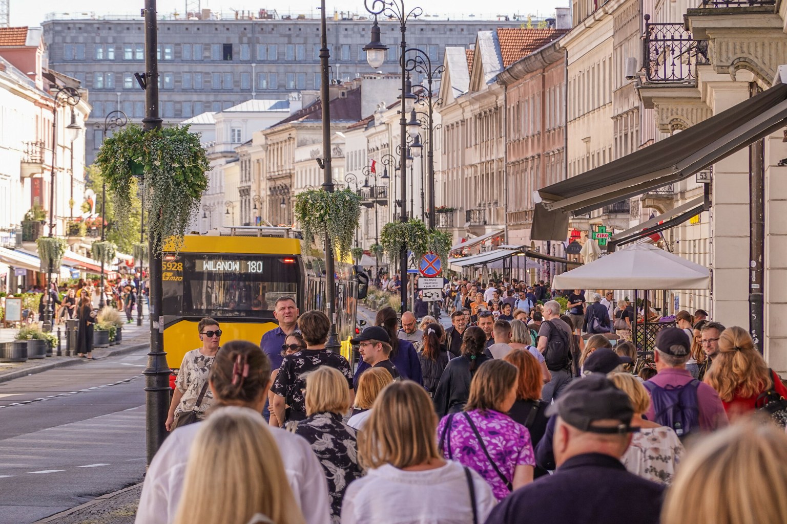 GUS podał dane o wynagrodzeniach. W tych regionach zarabiają najwięcej