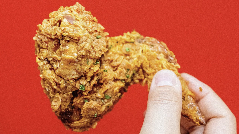 Where To Find The Best Fried Chicken Wings In Los Angeles According To ...