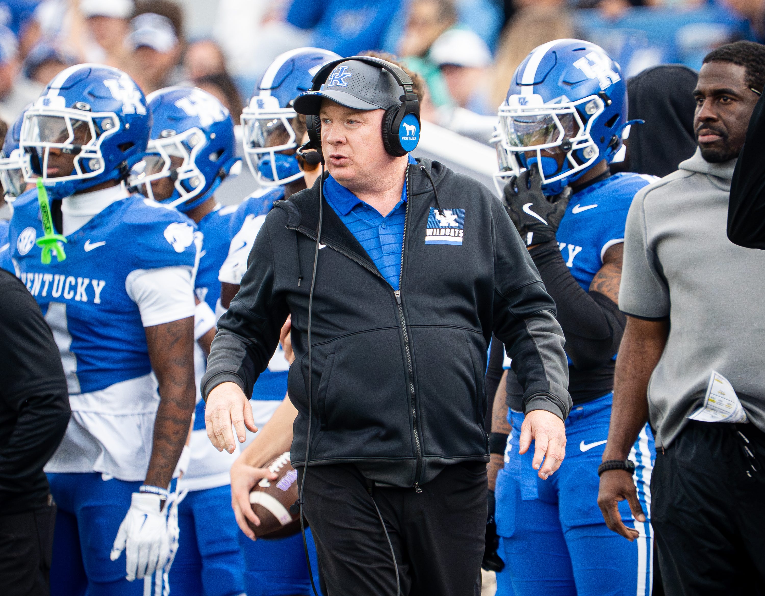 Mark Stoops, Kentucky football buyout agreement revealed. What to know