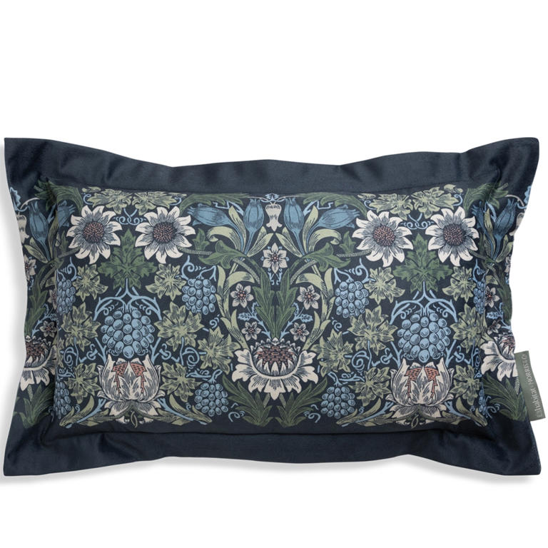 Step inside Anne Hathaway's chalet-style home