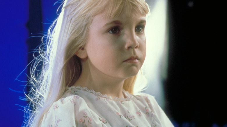 Every Poltergeist Movie In Order & How To Watch Them