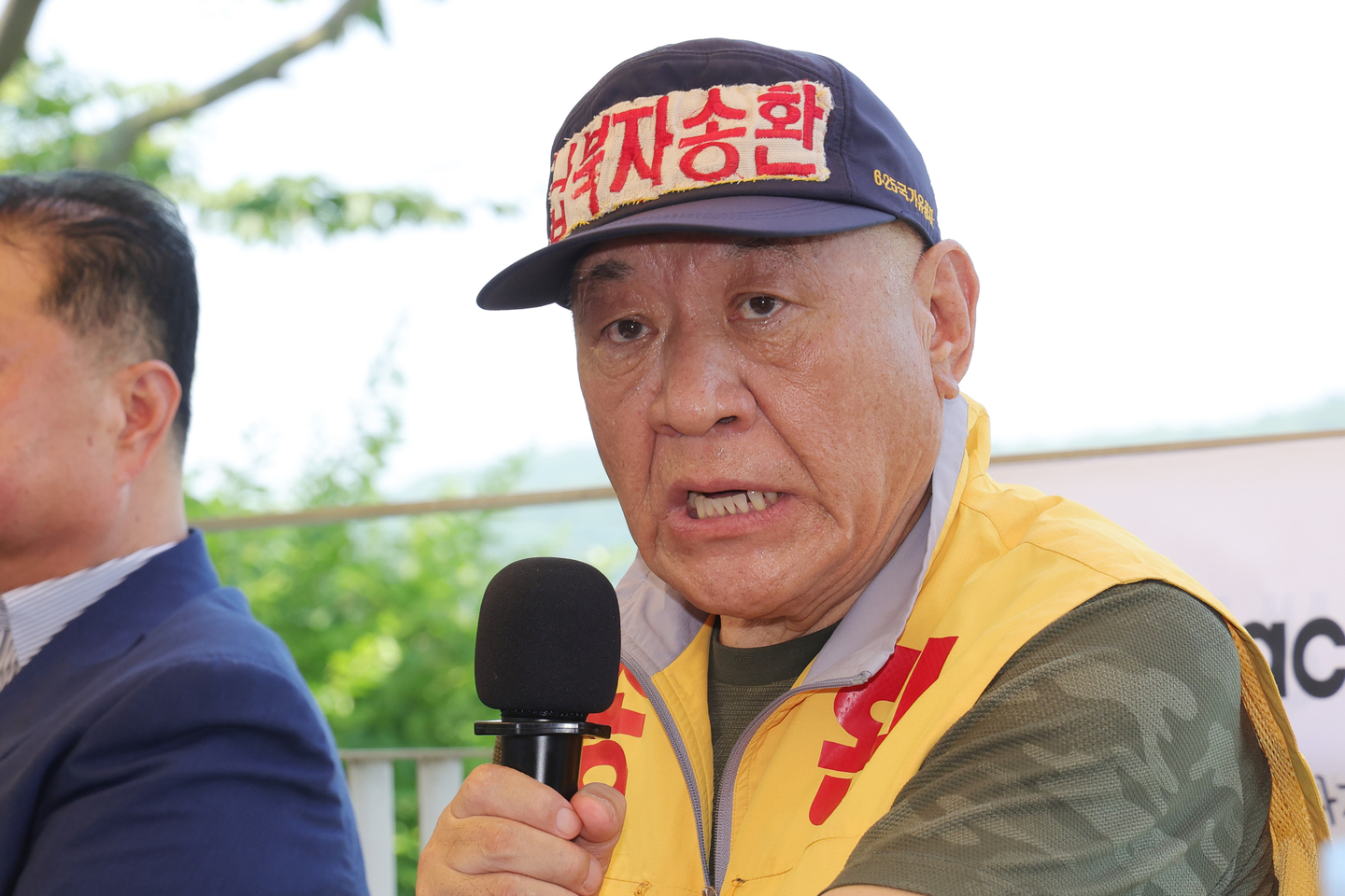 Activist group members sent to prosecutors over anti-North leaflet launches