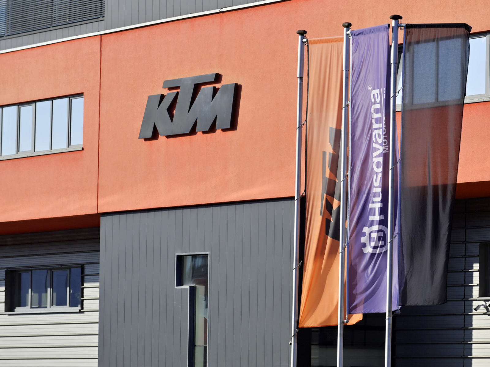 Bajaj kontrolliert nun KTM-Mutter Pierer Mobility
