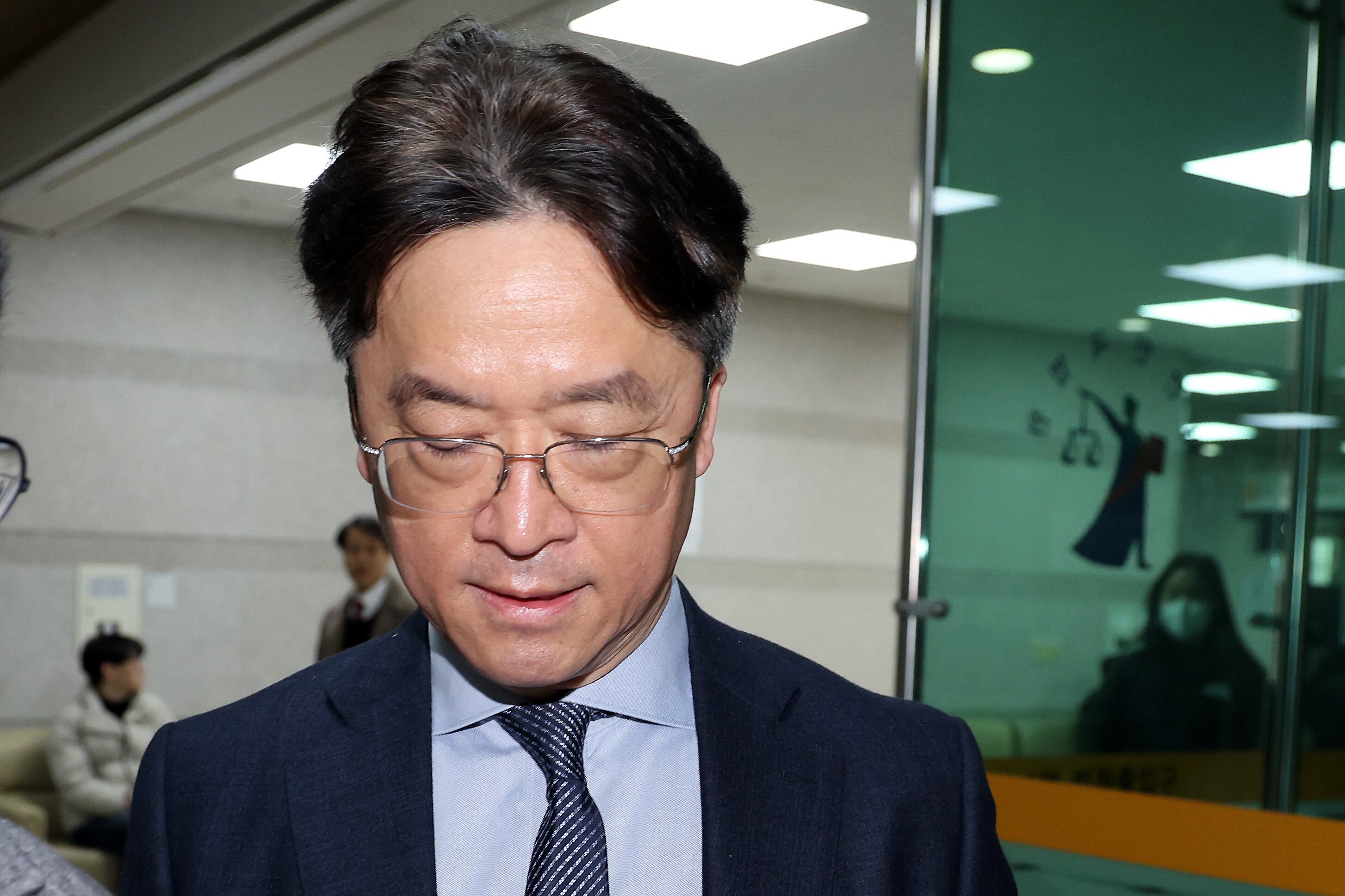 Former BHC Chairman Park Indicted Without Detention: 6 Billion Won ...