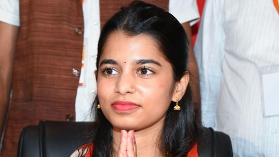 Maithili Thakur celebrates being a first-time MLA with a song | Watch