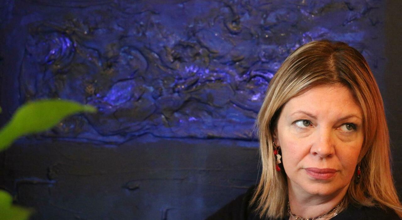 Un’esplosione di materia e colore: in bct il mondo di Francesca Ceccacci