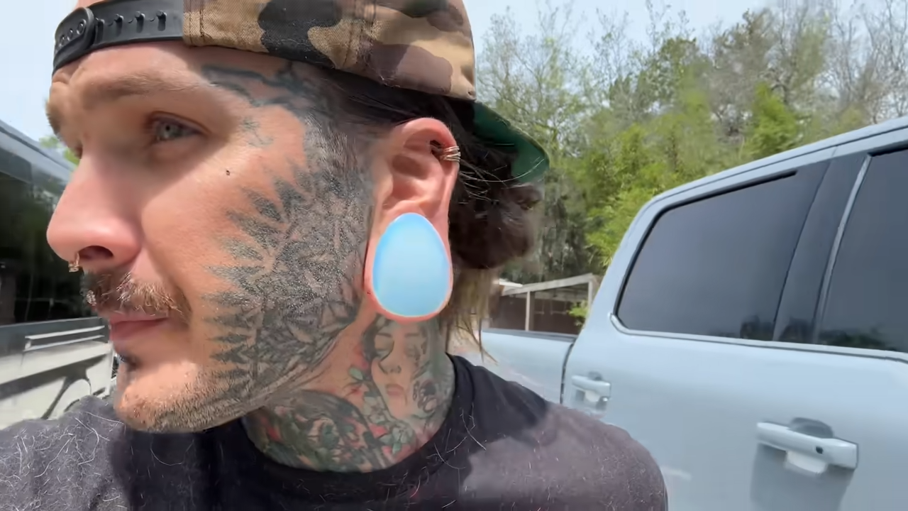 The Zoo’s Baby Feeding Time That’s Almost Too Cute to Believe