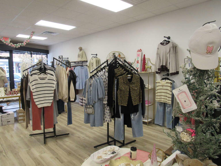 Jamie Bechtold builds Ivy + Blush from basement T-shirts to boutique