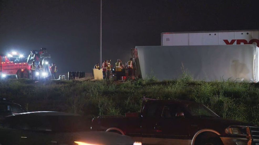 Major accident involving 18-wheeler shut down I-10 at Loop 1604