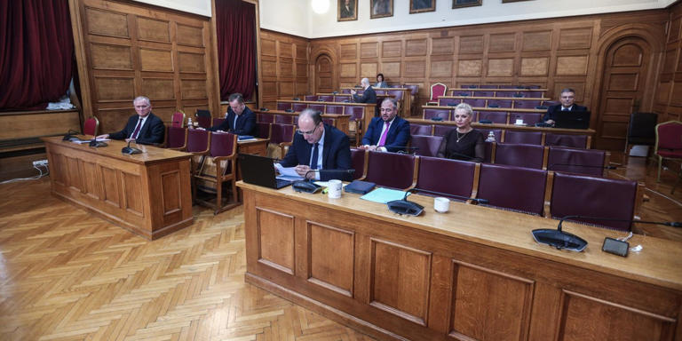 Σε κλίμα έντασης η κατάθεση Μπουνάκη στην Εξεταστική για τον ΟΠΕΚΕΠΕ ...