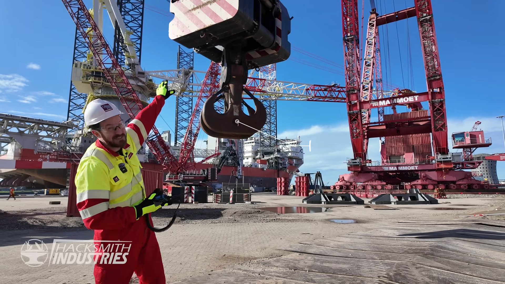 How the world’s largest crane can lift 5,000 tons