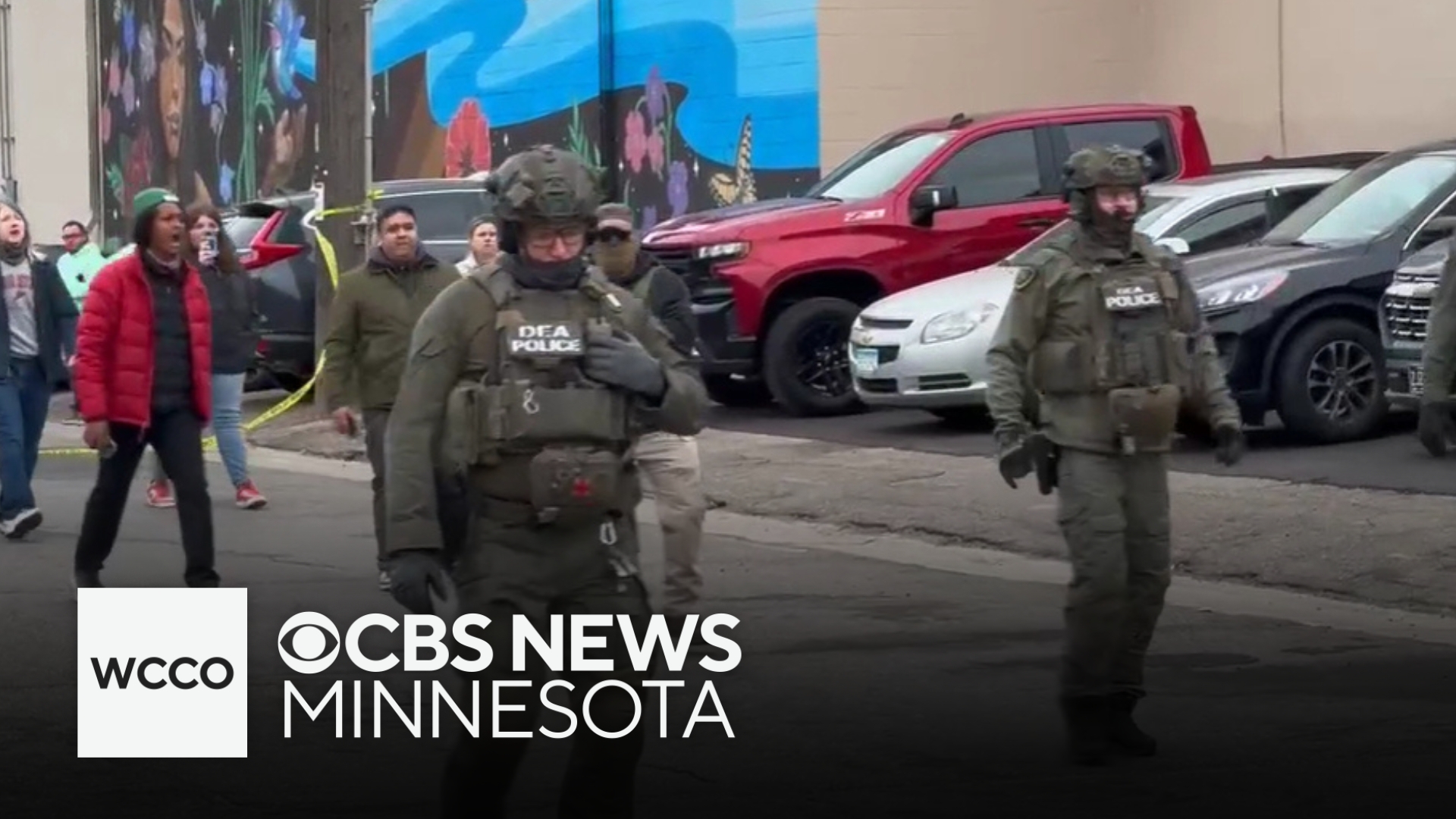 Federal raid sparks conflict outside St. Paul business, and more headlines