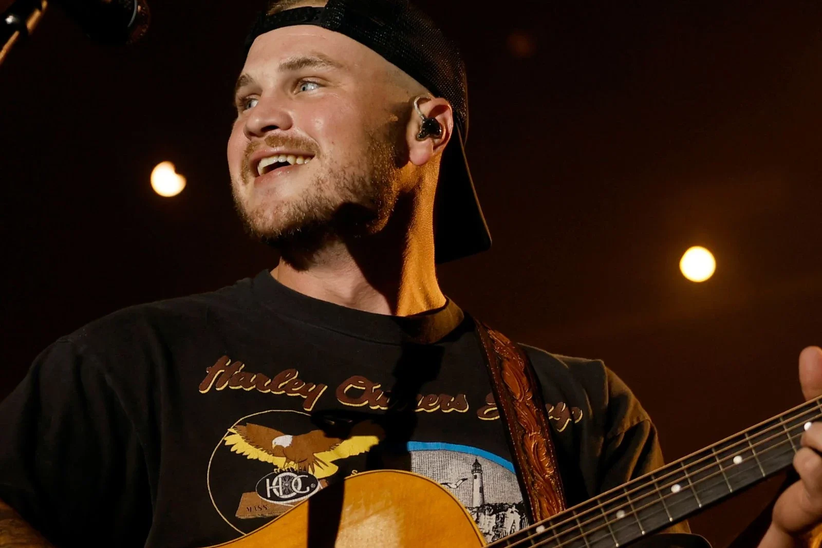 Zach Bryan Says He’s Sober, Recounts Panic Attacks + ‘Toxic’ Alcohol ...