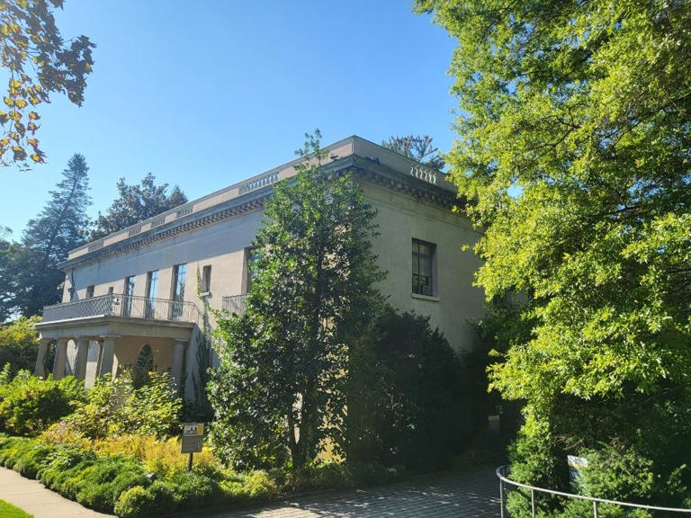 Montclair Foundation Nets $397K Grant For Van Vleck House & Gardens