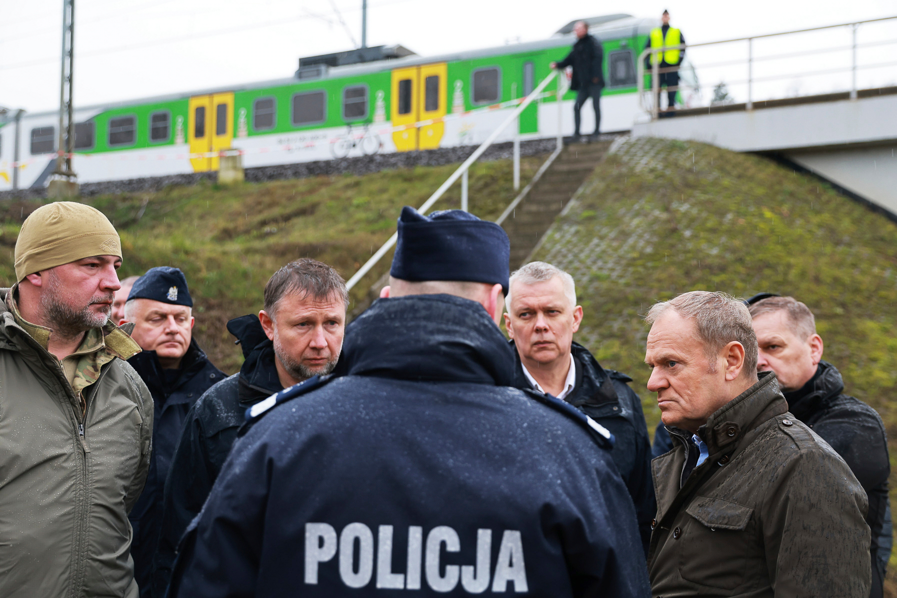 Polish foreign minister fingers Russia's GRU in rail track blast
