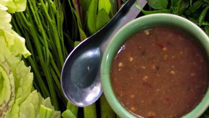 10 Simple Strategies to Balance Your Plate Without Counting Calories