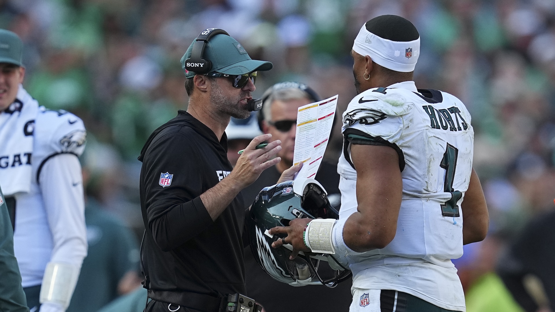 Eagles OC Delivers Blunt Message on Offensive Struggles in 2 Recent Wins