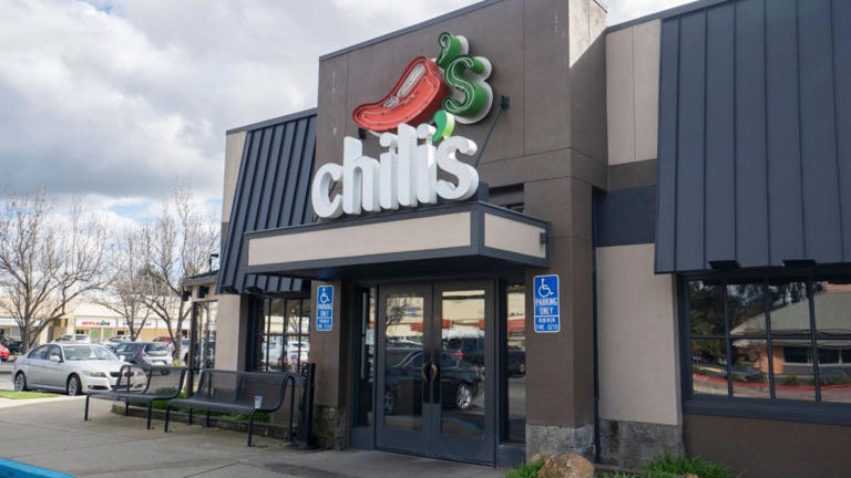 These classic restaurant appetizers no longer exist