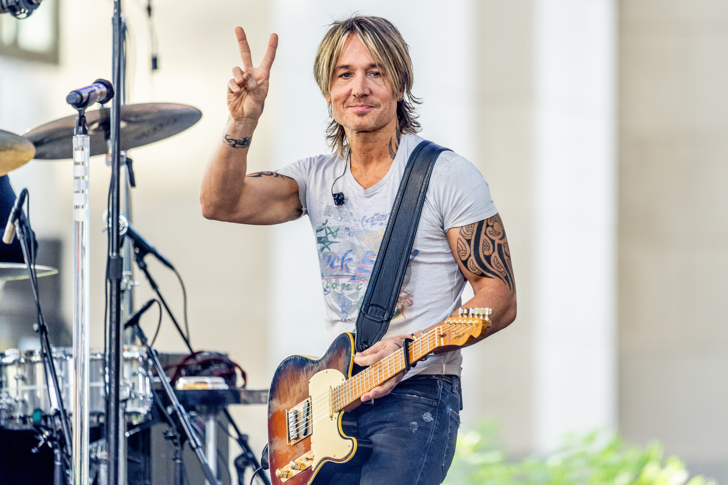 Is Keith Urban Republican? Singer sparks liberal fury over Mar-a-Lago visit