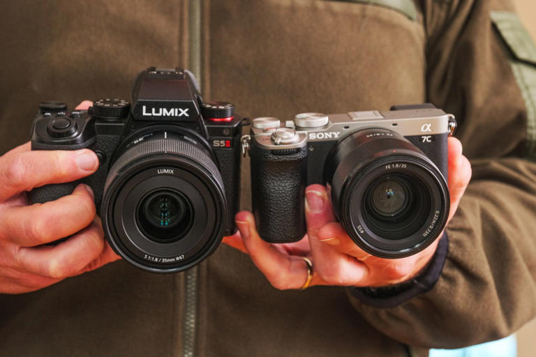 Sony vs Panasonic Lumix – which is better for video? (I know which one ...