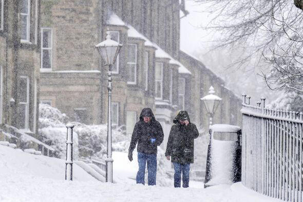 Met Office gives White Christmas verdict as rare amber snow warning issued