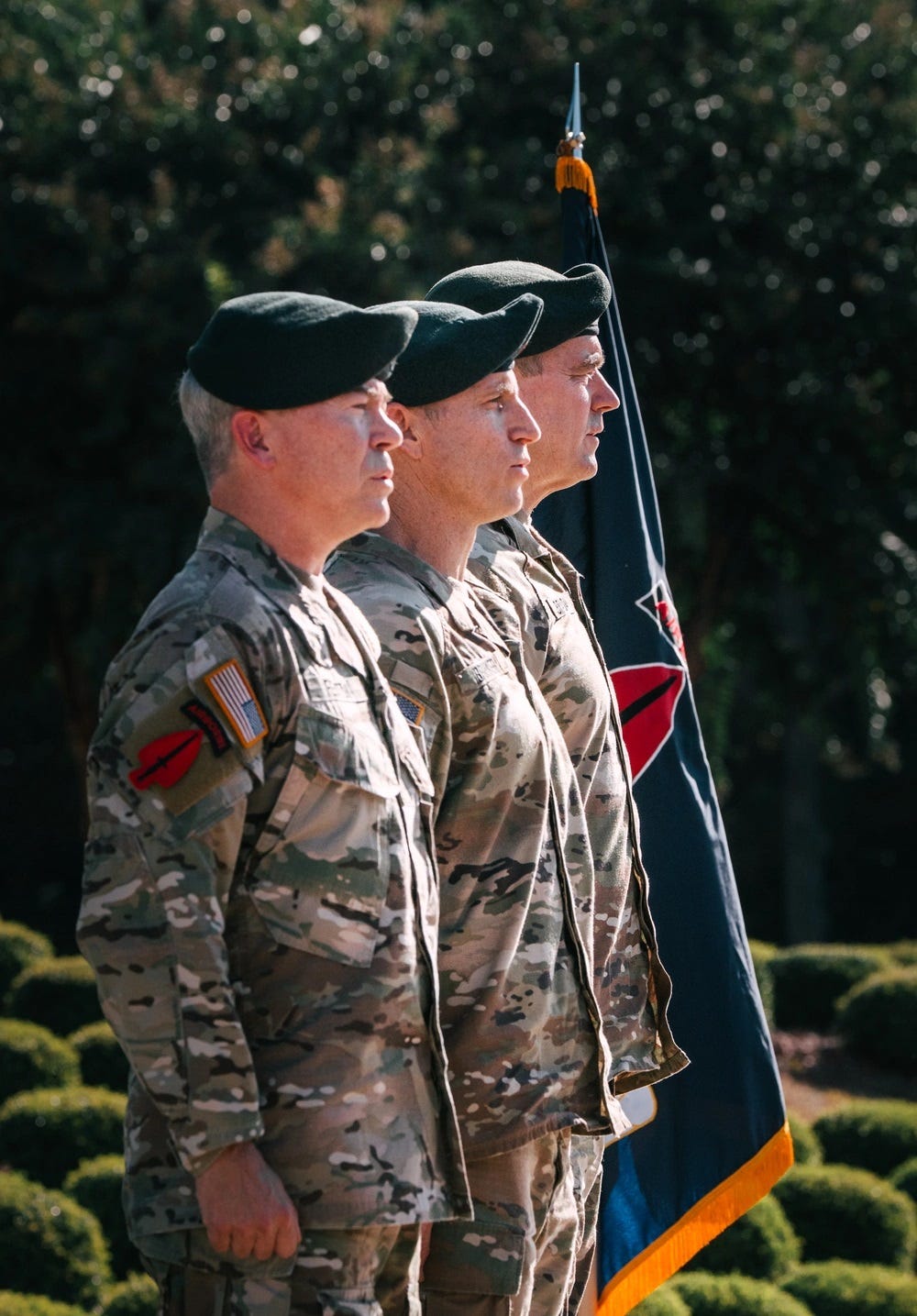 Who's leading the U.S. Army Special Operations Command at Fort Bragg?