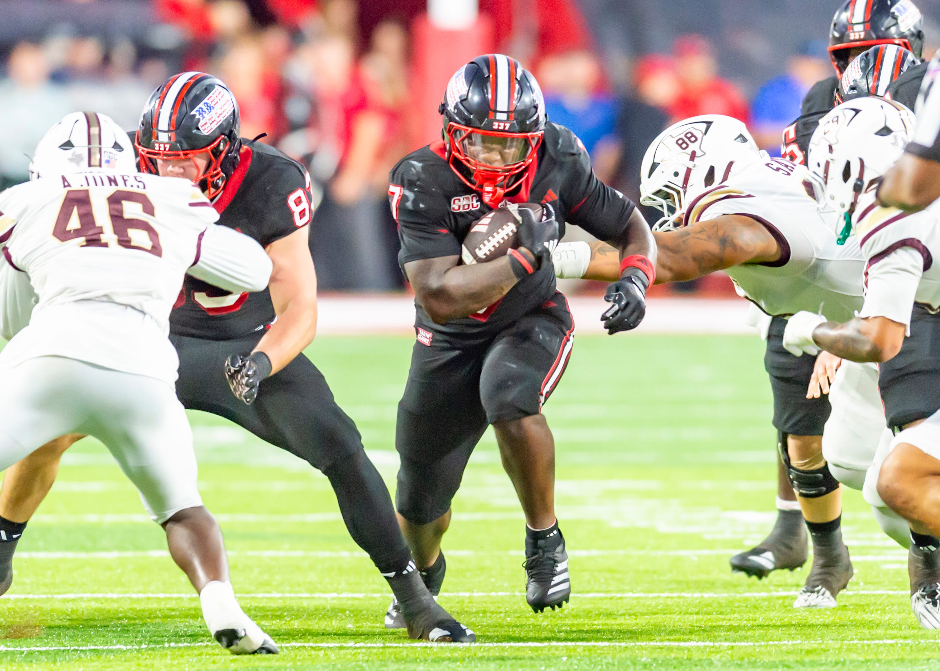 Louisiana football transfer portal tracker: Live updates on who's in, out