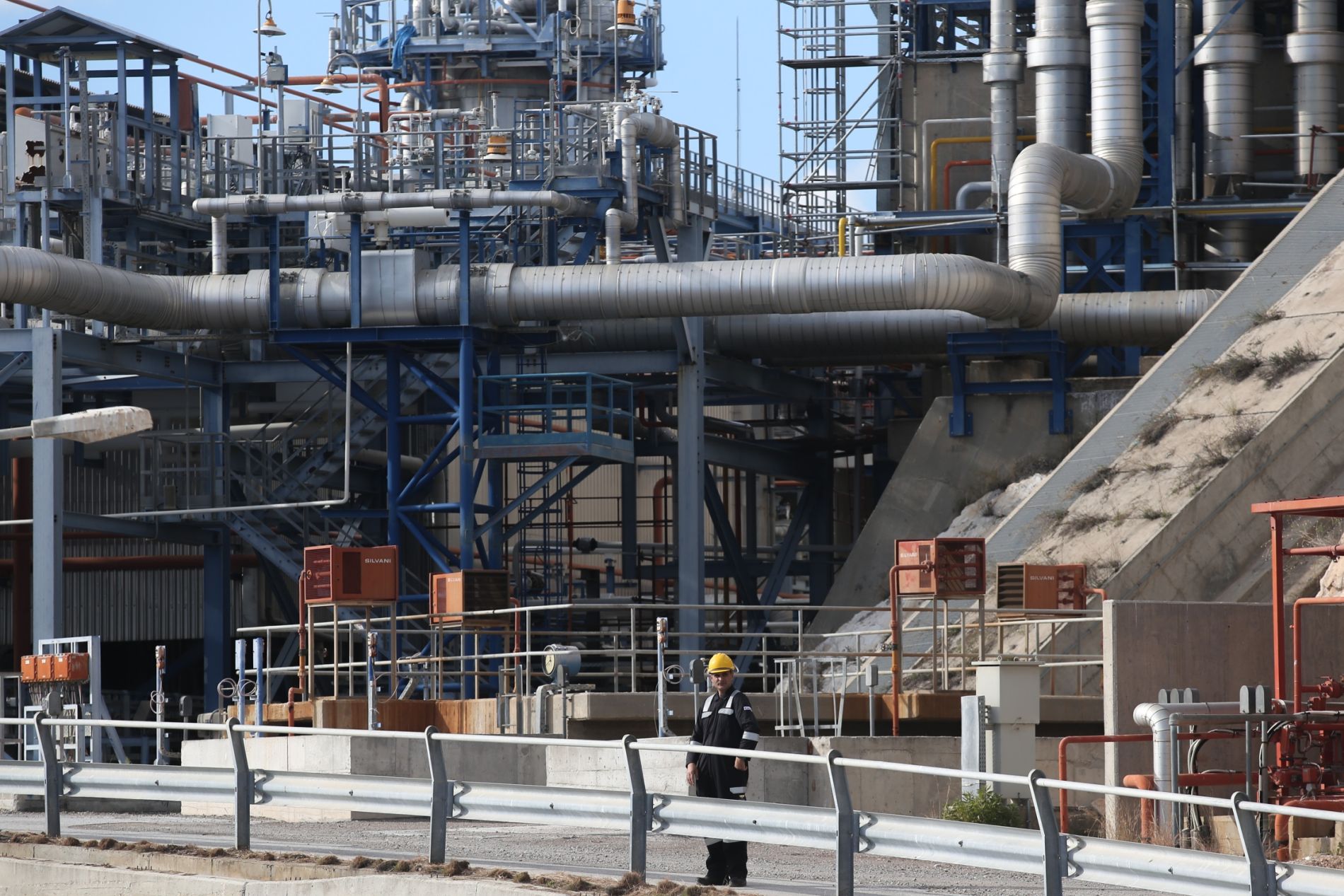 LNG στην Ουκρανία: Ευέλικτη αλλά ακριβότερη η ελληνική διαδρομή