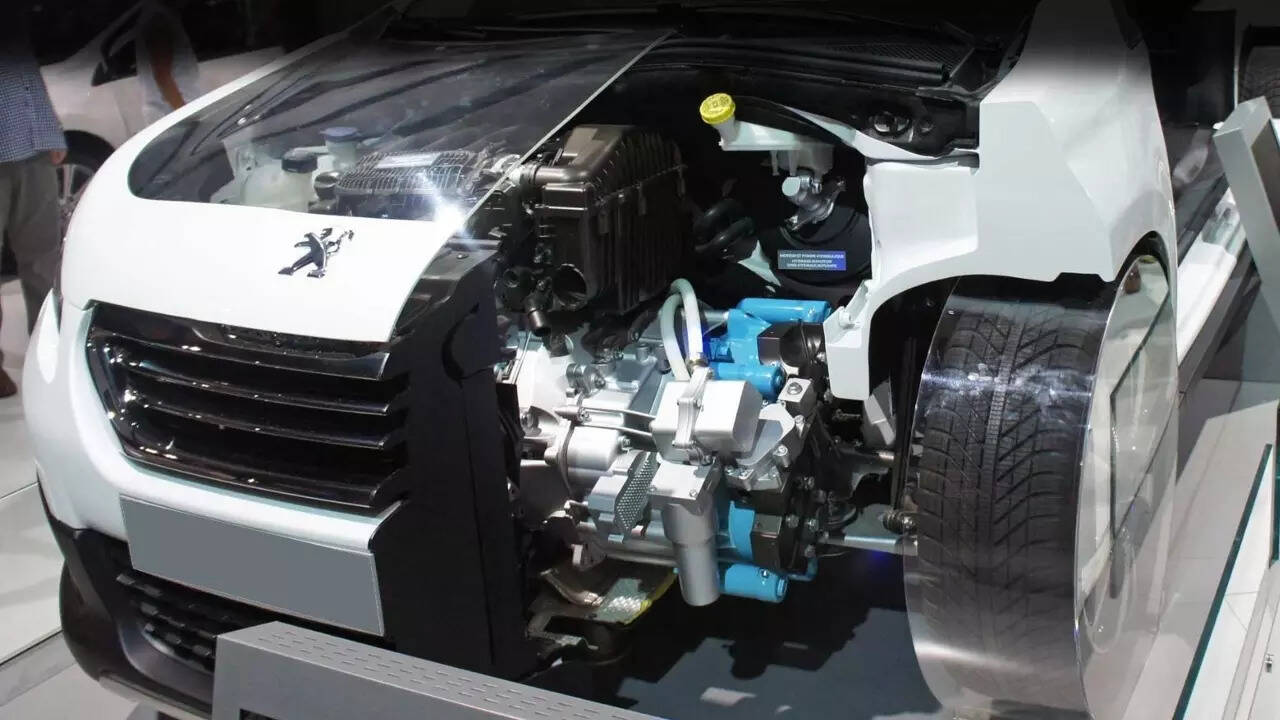 Stellantis India plans Rs 10,000 Cr exports by ‘26, Citroen eyes 2k ...