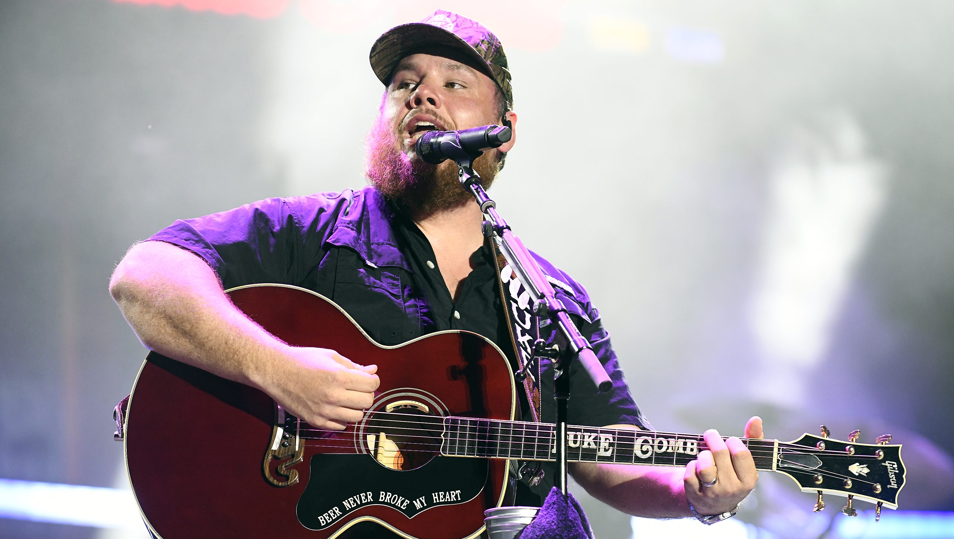 Luke Combs: Photos of the Singer
