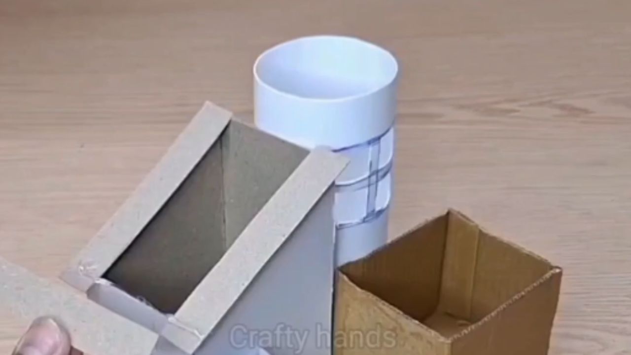 From trash to treasure: Artist crafts a DIY house-shaped pen organizer ...