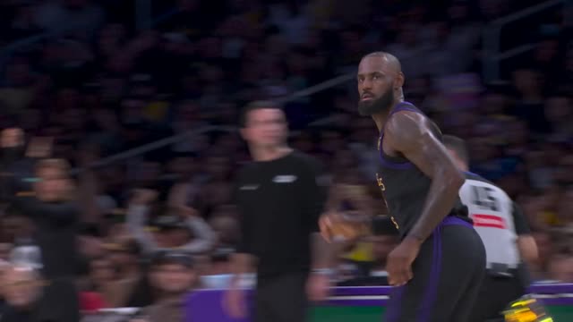 Lakers - LeBron James réalise un double-double pour ses débuts ...