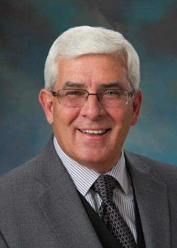 Vaughn to receive short line association's top individual honor