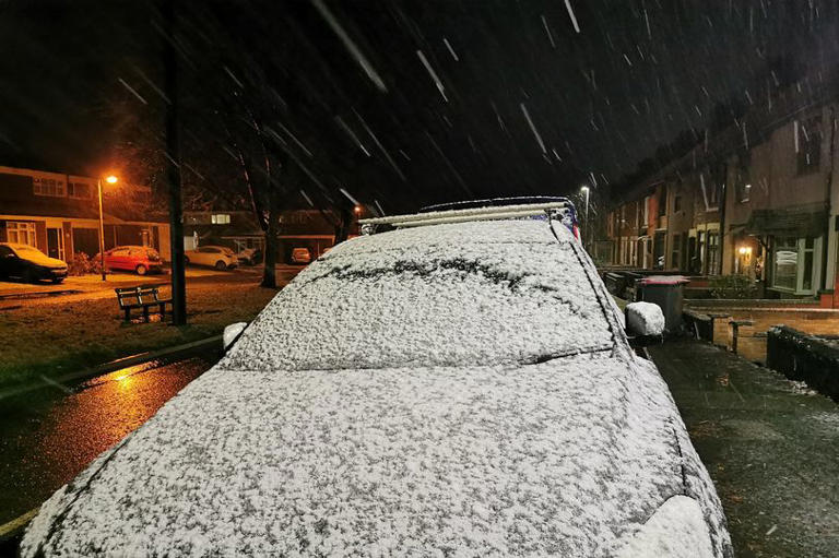 Warwickshire snow in pictures as icy blast hits county