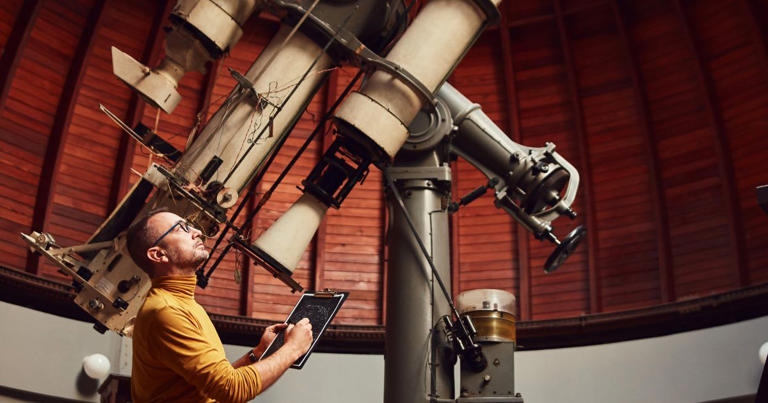 This massive asteroid is spinning at record speed — and somehow still ...