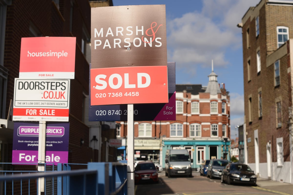 Annual fall for London house prices amid Autumn Budget jitters