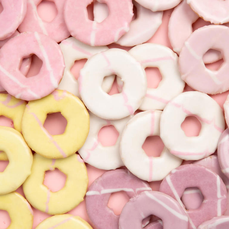 Why Party Rings Still Use the Same Icing Technique From the 1980s