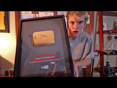 Vlogger Reveals Incredible Item Inside Secret Youtube Delivery