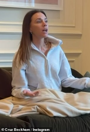 Victoria Beckham sings Spice Girls hit with Cruz as fans beg her to ...